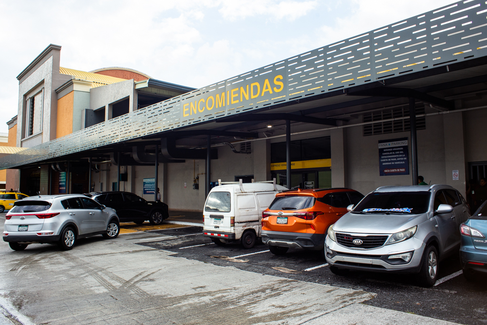 Recibo y Entrega de Encomiendas - Gran Terminal Nacional de Transporte